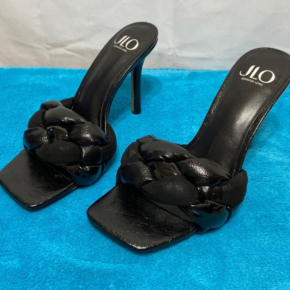 Jennifer Lopez | Shoes | Jlo Jennifer Lopez Silvia Sandal | Poshmark